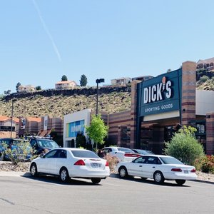 RED CLIFFS MALL - 35 Photos & 29 Reviews - 1770 Red Cliffs Dr, Saint ...