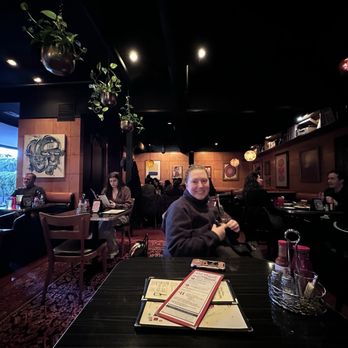 RADIO ROOM - Updated August 2025 - 740 Photos & 874 Reviews - 1101 NE ...