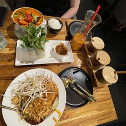 HISO - Updated September 2025 - 1114 Photos & 502 Reviews - 524 12th ...