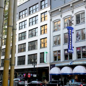 PORTLAND OUTDOOR STORE - 47 Photos & 80 Reviews - 304 SW 3rd Ave ...