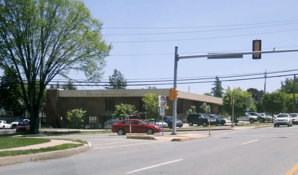 MARPLE PUBLIC LIBRARY - Updated November 2025 - 12 Photos - 2599 Sproul ...