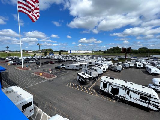CAMPING WORLD RV SALES - Updated September 2025 - 35 Photos & 30 ...