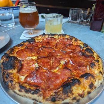 REDD - Updated July 2024 - 532 Photos & 236 Reviews - 24 Winthrop St ...