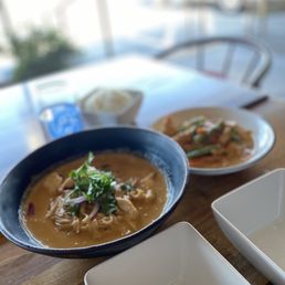 SEA THAI BISTRO - Updated June 2024 - 621 Photos & 590 Reviews - 2350 ...