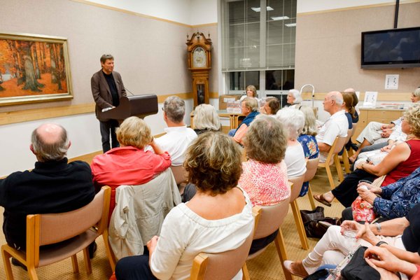 GREENWICH LIBRARY - Updated June 2025 - 46 Photos & 31 Reviews - 101 W ...