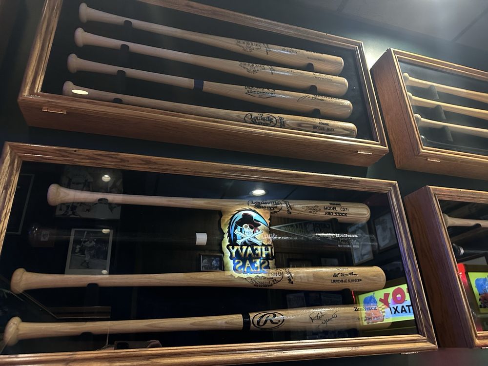 BIG BATS CAFE - Updated September 2025 - 81 Photos & 74 Reviews - 216 ...