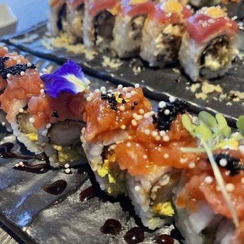 PLA-TU SUSHI THAI TAPAS - 360 Photos & 218 Reviews - 6101 Sunset Dr ...