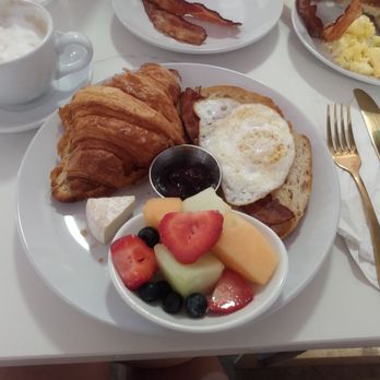 BIEN MÉRITÉ - Updated June 2024 - 377 Photos & 160 Reviews - 1336 S ...