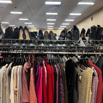 TURN STYLE CONSIGNMENT - Updated December 2025 - 75 Photos & 75 Reviews ...