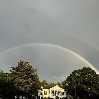 DOKO STATION PUB & EATERY - Updated October 2025 - 50 Photos & 36 ...