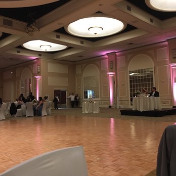 CHASE CENTER ON THE RIVERFRONT - Updated August 2025 - 14 Photos & 10 ...