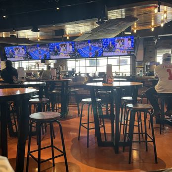 BOMBSHELLS - Updated December 2025 - 137 Photos & 218 Reviews - 8410 TX-151, San Antonio, Texas ...