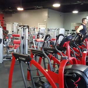 PLANET FITNESS - Updated January 2025 - 21 Photos - 5151 Plank Rd ...