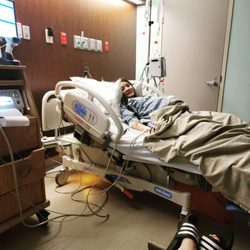 SPRING VALLEY HOSPITAL MEDICAL CENTER - 146 Photos & 482 Reviews - 5400 ...