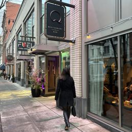 Q RESTAURANT & BAR - Updated January 2026 - 1129 Photos & 1045 Reviews ...