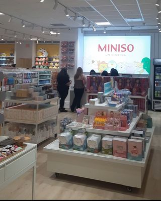 MINISO - Updated October 2025 - 1500 Polaris Pkwy, Columbus, Ohio - Toy ...