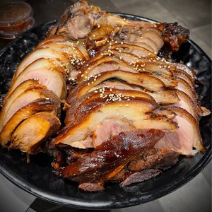 NUI - Updated October 2025 - 44 Photos - 4811 Main Street, Vancouver ...