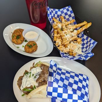 YANNI’S GYROS - Updated January 2025 - 236 Photos & 354 Reviews - 9770 ...