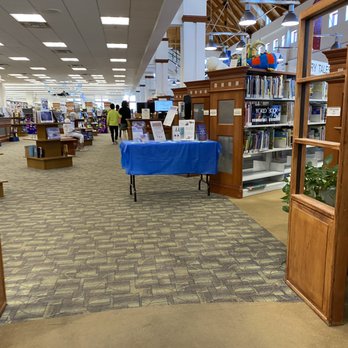 CITY OF FAIRFAX REGIONAL LIBRARY - Updated October 2025 - 63 Photos ...