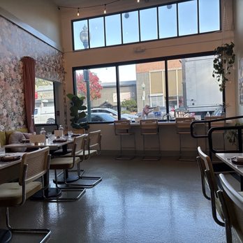LULU - Updated April 2025 - 273 Photos & 123 Reviews - 1106 Solano Ave ...