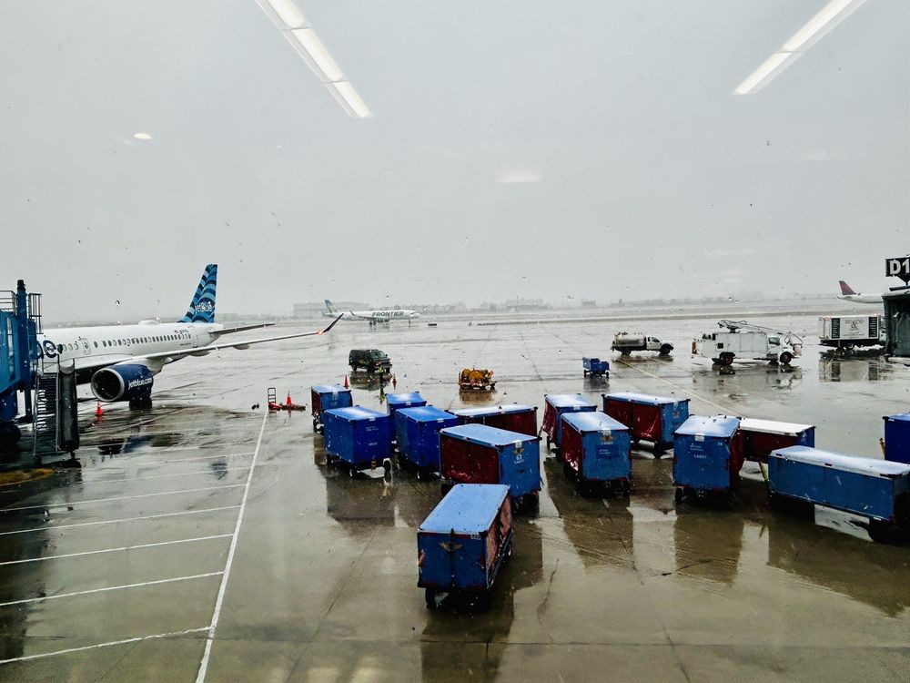 DETROIT METROPOLITAN AIRPORT - DTW - Updated December 2025 - 2383 ...