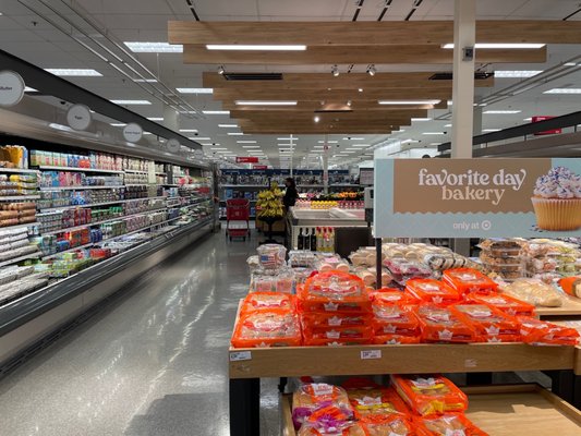 TARGET - Updated 05/2025 - 288 Photos & 242 Reviews - 3300 S Bristol St ...