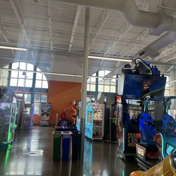 SUBPAR MINIATURE GOLF - Updated August 2025 - 477 Photos & 374 Reviews ...