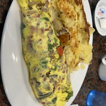 PANDORA DINER - Updated October 2025 - 69 Photos & 55 Reviews - 1741 S ...