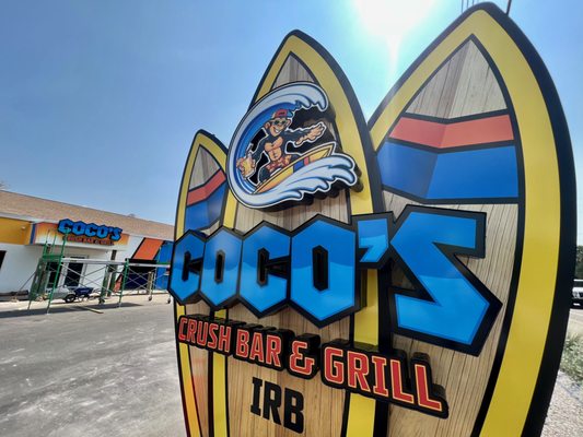 COCO’S CRUSH BAR AND GRILL - Updated October 2025 - 85 Photos & 90 Reviews - 2405 Gulf Blvd ...