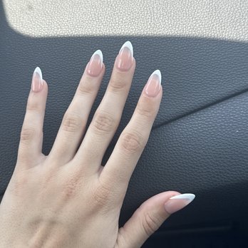 PAPILLON LOUNGE & NAILS - Updated July 2024 - 916 Photos & 421 Reviews ...