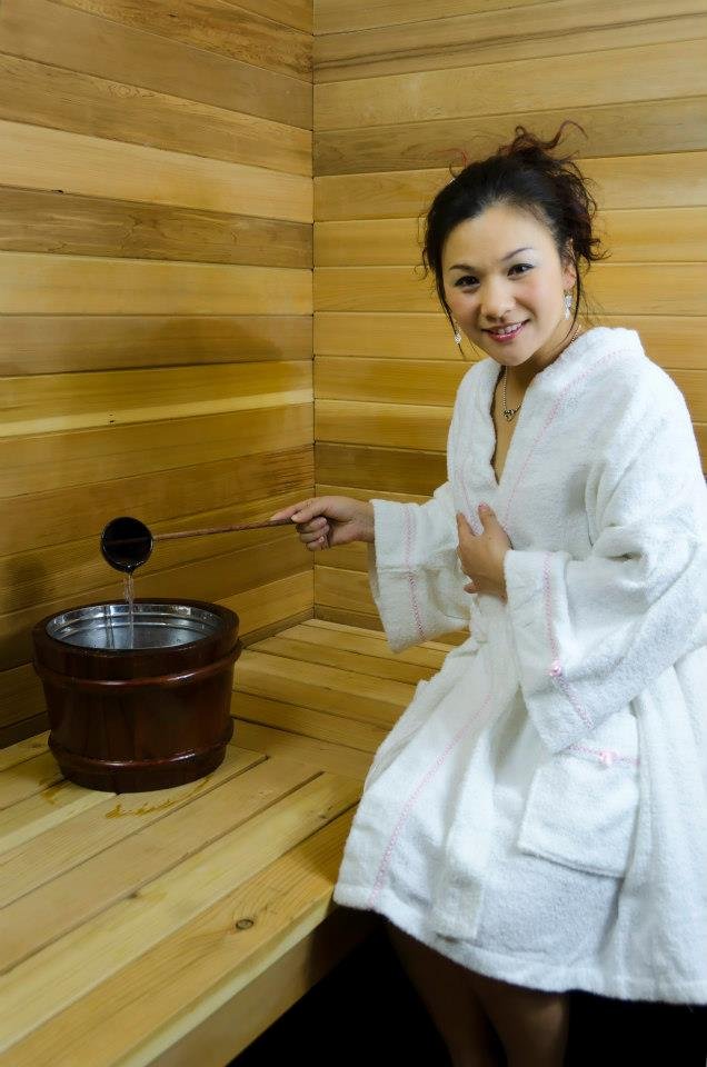 OCEAN RELAX CENTER - 27 Photos & 23 Reviews - 13620 NE 20th St ...