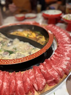 PIPA MOUNTAIN HOT POT - 220 Photos & 61 Reviews - 900 S Jackson St ...