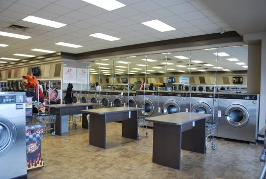 LAUNDRY & TAN CONNECTION - Updated October 2025 - 13 Photos & 16 ...