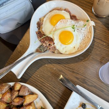 CAFÉ LUNA - Updated September 2024 - 2148 Photos & 1798 Reviews - 612 ...