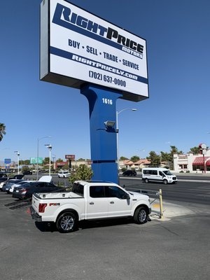 RIGHT PRICE MOTORS - Updated December 2025 - 211 Photos & 92 Reviews ...