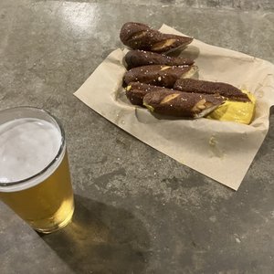 SNAPPERS BAR & GRILL - Updated December 2025 - 19 Photos & 46 Reviews ...