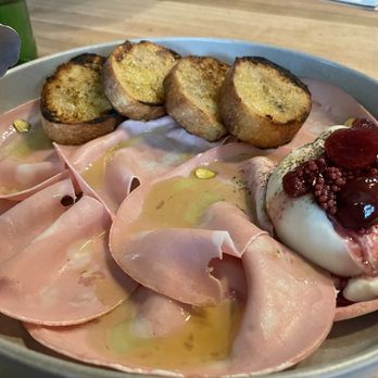 HAERFEST - Updated June 2025 - 151 Photos & 51 Reviews - 4106 Stone Way ...