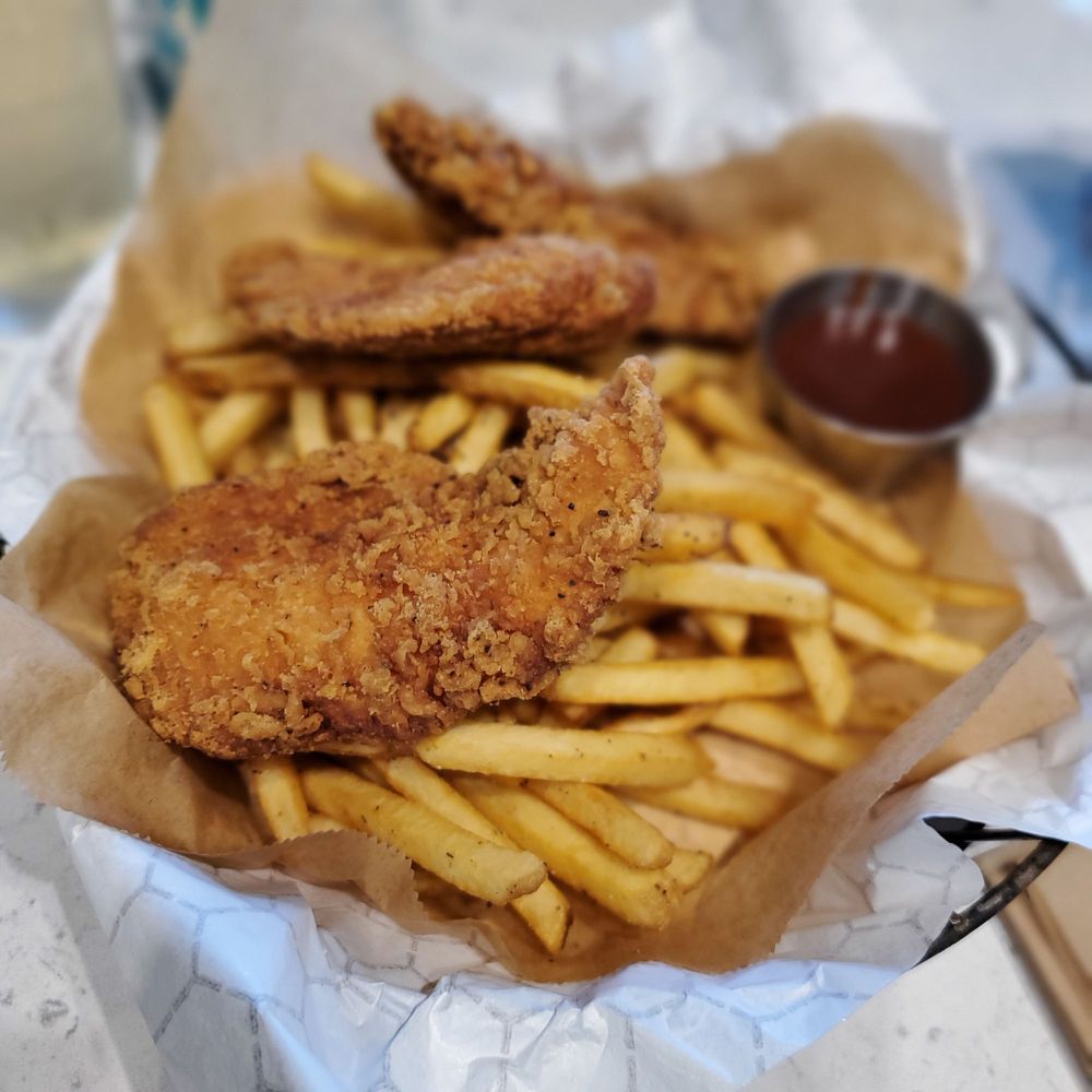 PUKA’S - Updated October 2025 - 787 Photos & 199 Reviews - 4211 Wai ...