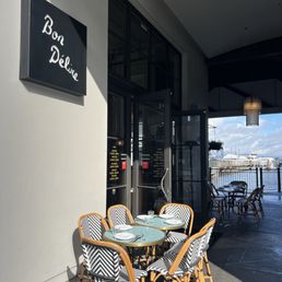 BON DELIRE - Updated December 2025 - 440 Photos & 147 Reviews - Pier 3 ...