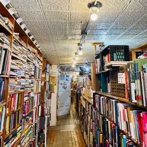 MERCER STREET BOOKS & RECORDS - Bookstore at 206 Mercer St, New York ...