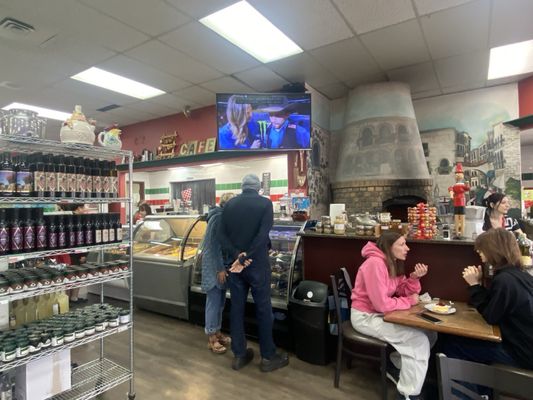 ITALIAN SUPERMARKET - Updated December 2025 - 38 Photos & 32 Reviews ...