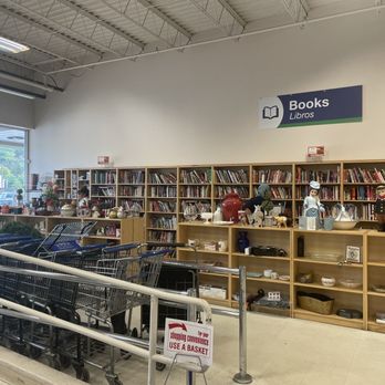 GOODWILL - NORTH HILLS - Updated December 2025 - 10 Photos & 24 Reviews ...