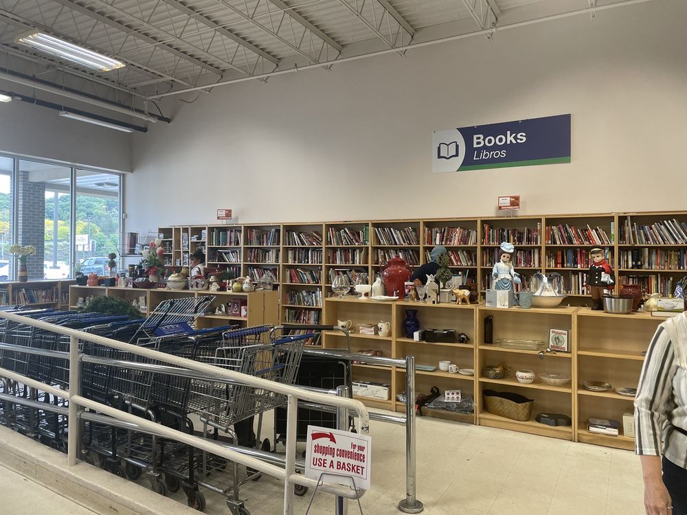 GOODWILL - NORTH HILLS - Updated June 2026 - 10 Photos & 24 Reviews ...