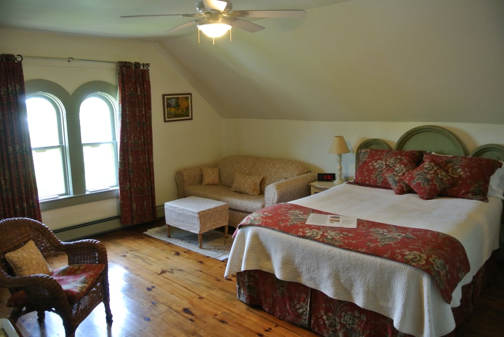 ASHLEA HOUSE BED AND BREAKFAST - Updated February 2025 - 42 Falkland St ...