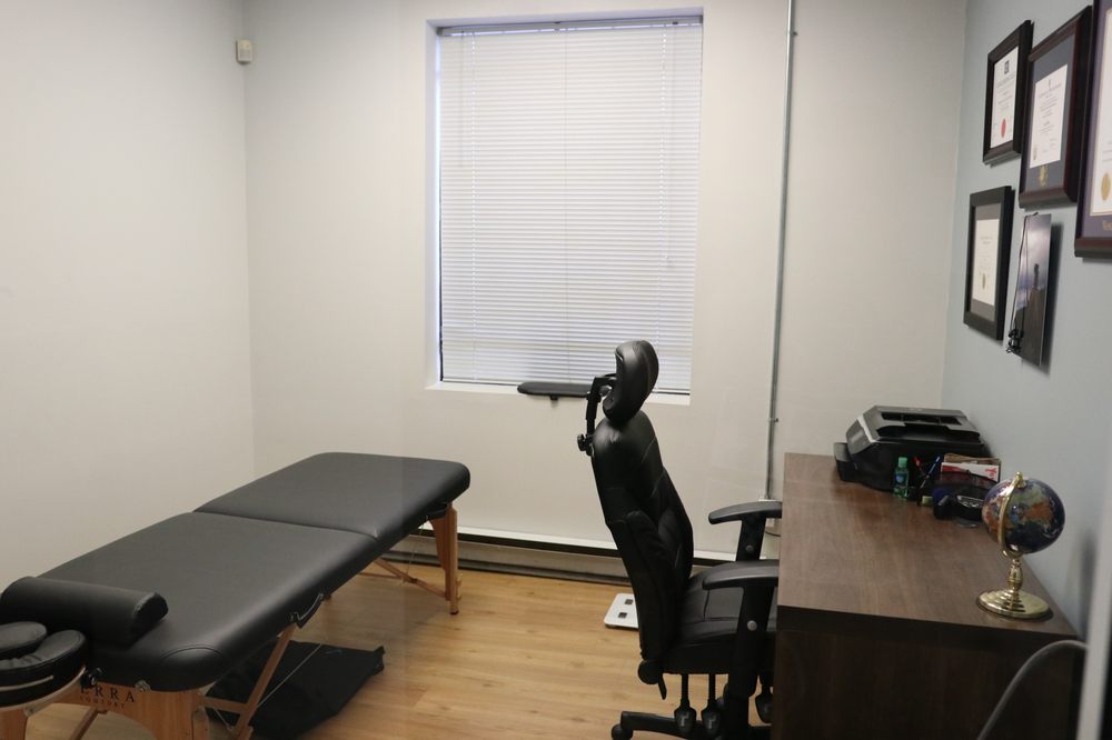 KINNECTED CHAIN - Updated May 2026 - 250 Don Park Rd, Markham, Ontario ...