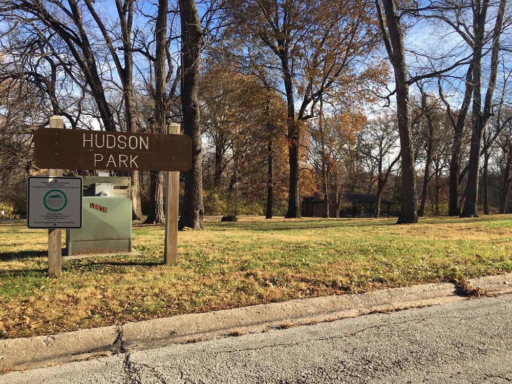 HUDSON PARK - Updated September 2025 - 1271 Hudson Dr, Ferguson ...