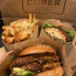 SUPER DUPER BURGERS - 918 Photos & 676 Reviews - 2003 Diamond Blvd ...