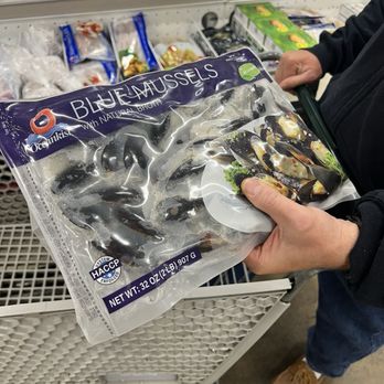 COUNTY SQUARE MARKET - Updated November 2025 - 452 Photos & 252 Reviews ...