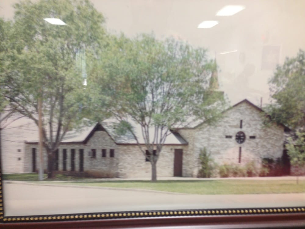 TRINITY LUTHERAN CHURCH - Updated May 2024 - 762 N Getty St, Uvalde ...
