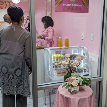 SWEET INDULGENCE MINI DESERT - Updated December 2025 - 5471 Baltimore ...